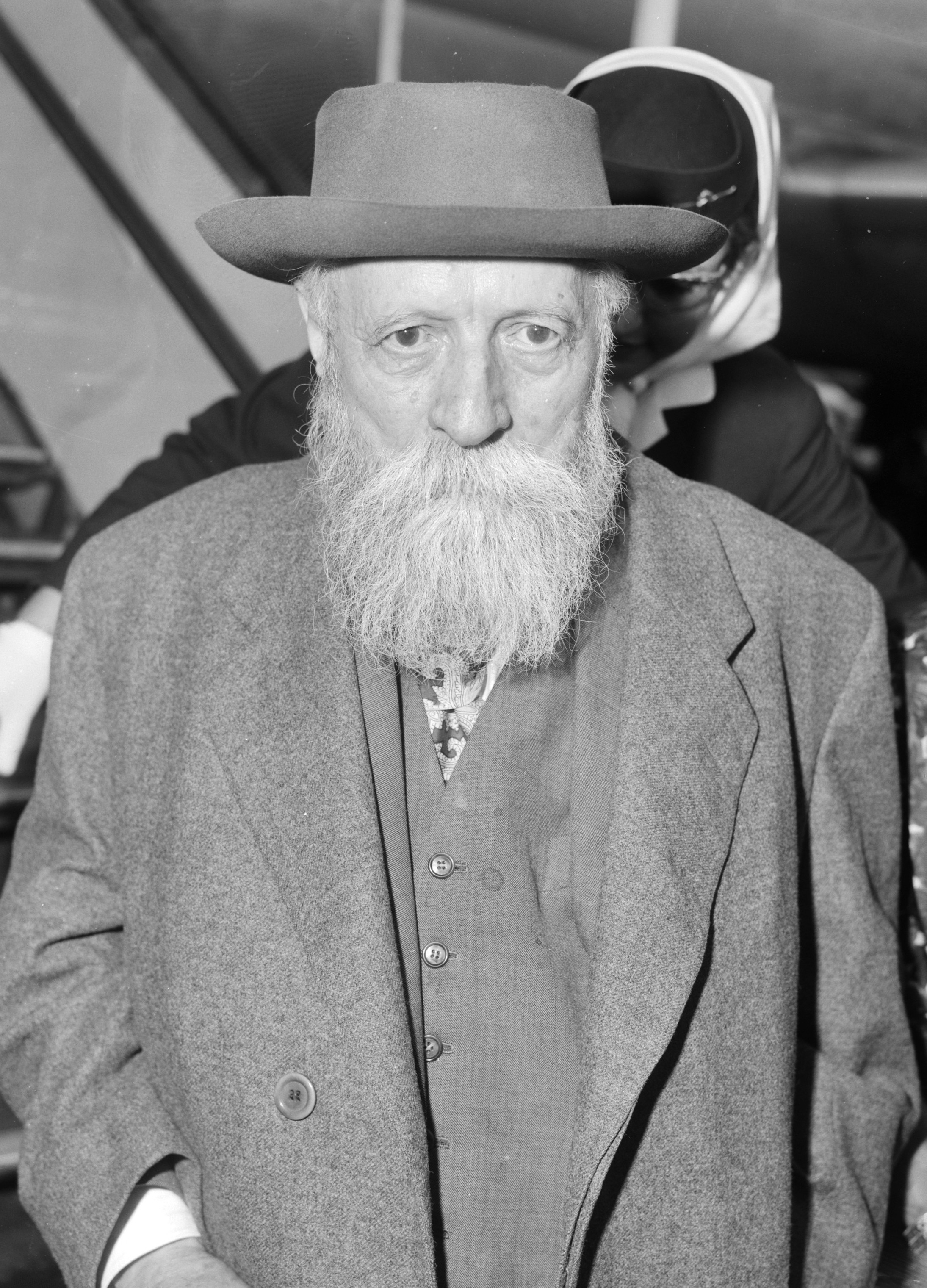 Martin Buber Cit t Z zrak Je N co Co Se Stane Ale Pouze Tehdy Kdy Se Stane Lidem Kte 